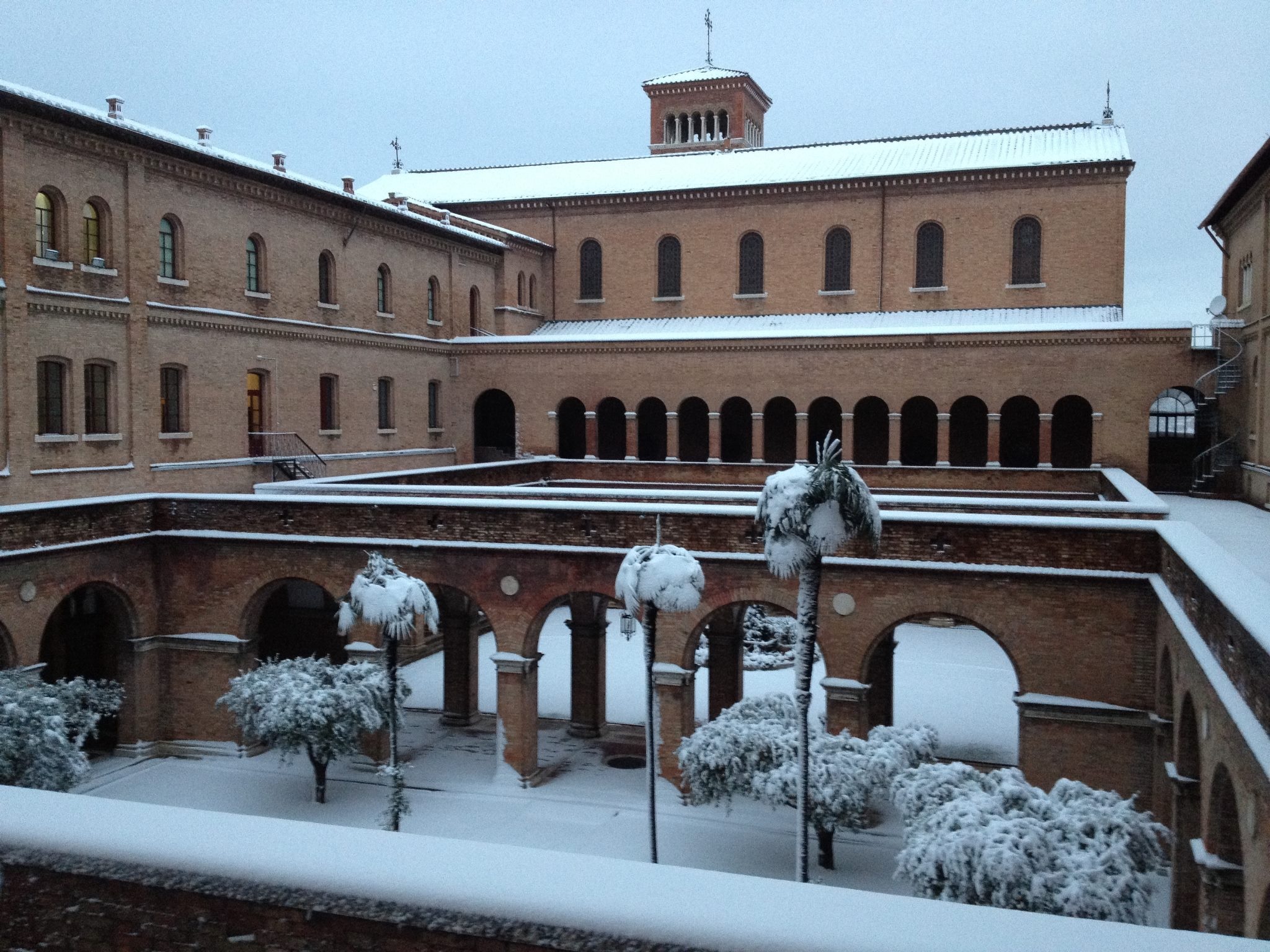 Snow in Rome, Sant’Anselmo covered – Communio